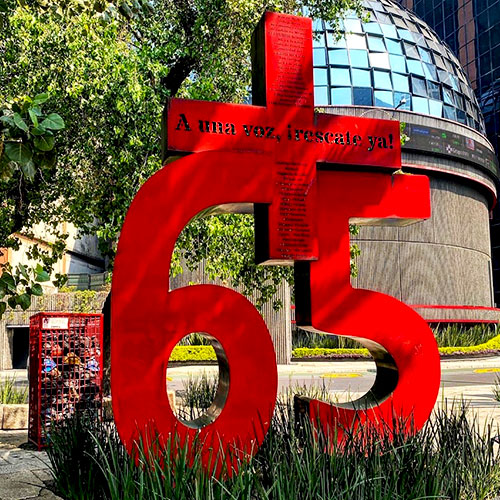 Antimonumentos – Raúl Romo